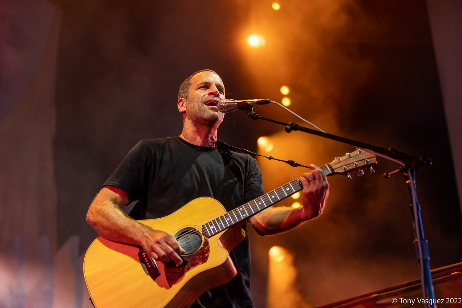 Jack Johnson @Ruoff Music Center - Onstage Magazine.com